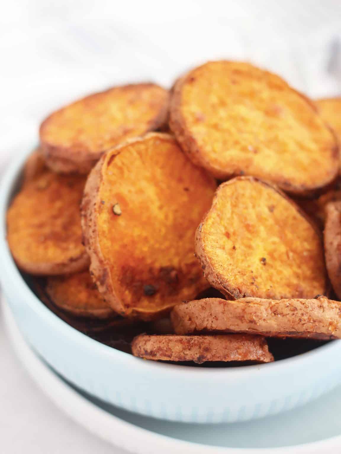 Baked Sweet Potato Slices with Paprika - Bite On The Side