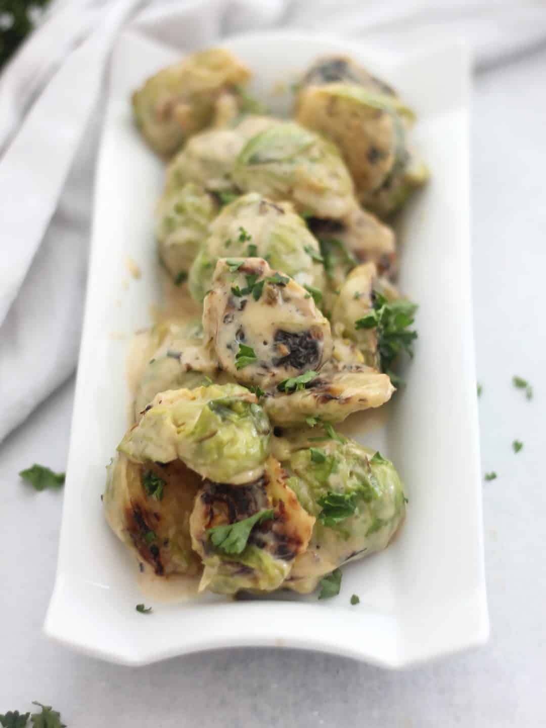 Sautéed Brussels Sprouts in Cream Sauce (Creamed Brussels Sprouts ...