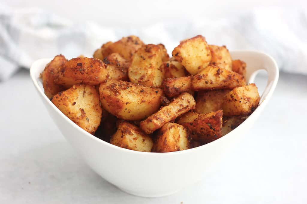 Portuguese Peri Peri Roasted Potatoes - Bite On The Side