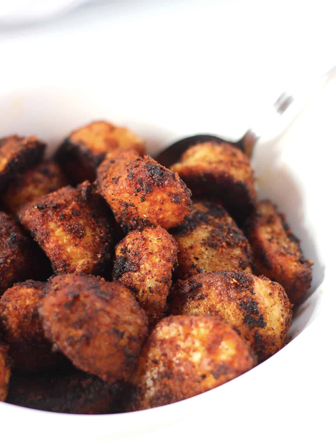 Crispy Oven Roasted Paprika Potatoes - Bite On The Side